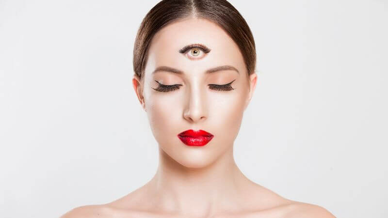 8 Very Telling Signs that you are a Highly Intuitive Person